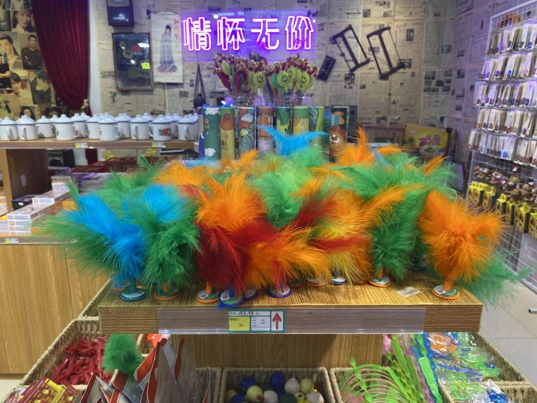 怀旧小卖部营业，你会为情怀买单吗？